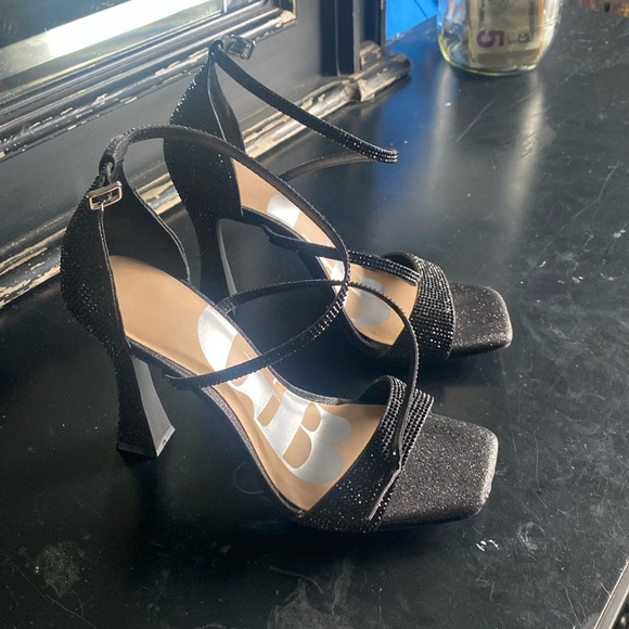 Gianni Bini | Shoes | Black Glitter Hills | Poshmark